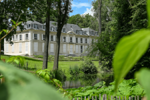 Parcs et jardins à Orly : Espaces verts et lieux de détente.