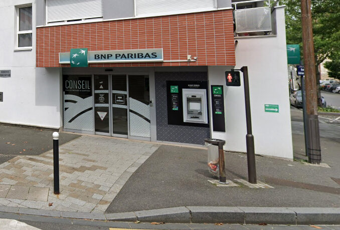 Banque BNP Paribas - Orly (94)